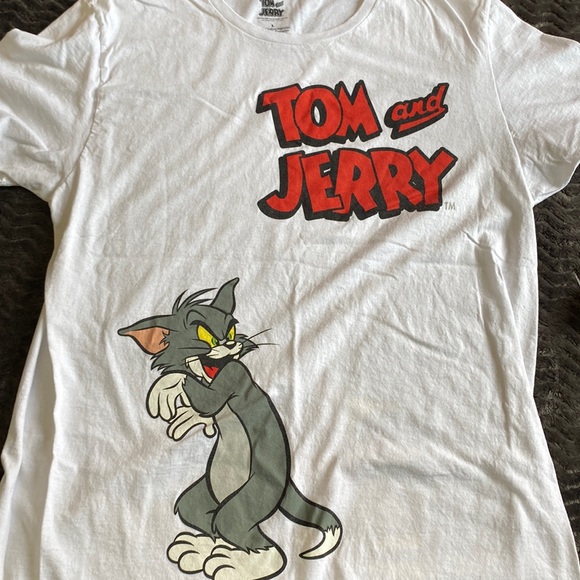 Tom and Jerry | Shirts | Tom And Jerry Double Side Graphic Logo Tshirt ...